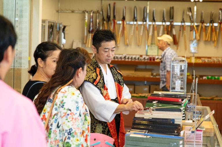 Introduction of Facilities - Hamonoya Sansyu - Seki Knife Museum